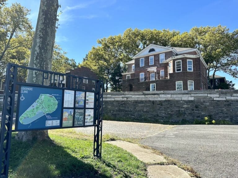 How to Get to Governors Island: A Day Trip from Manhattan - Jared's Detours