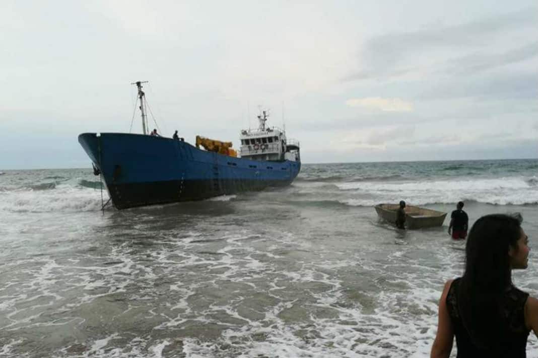 Manzanillo Beach, Costa Rica: Visit the Shipwreck! - Jared's Detours