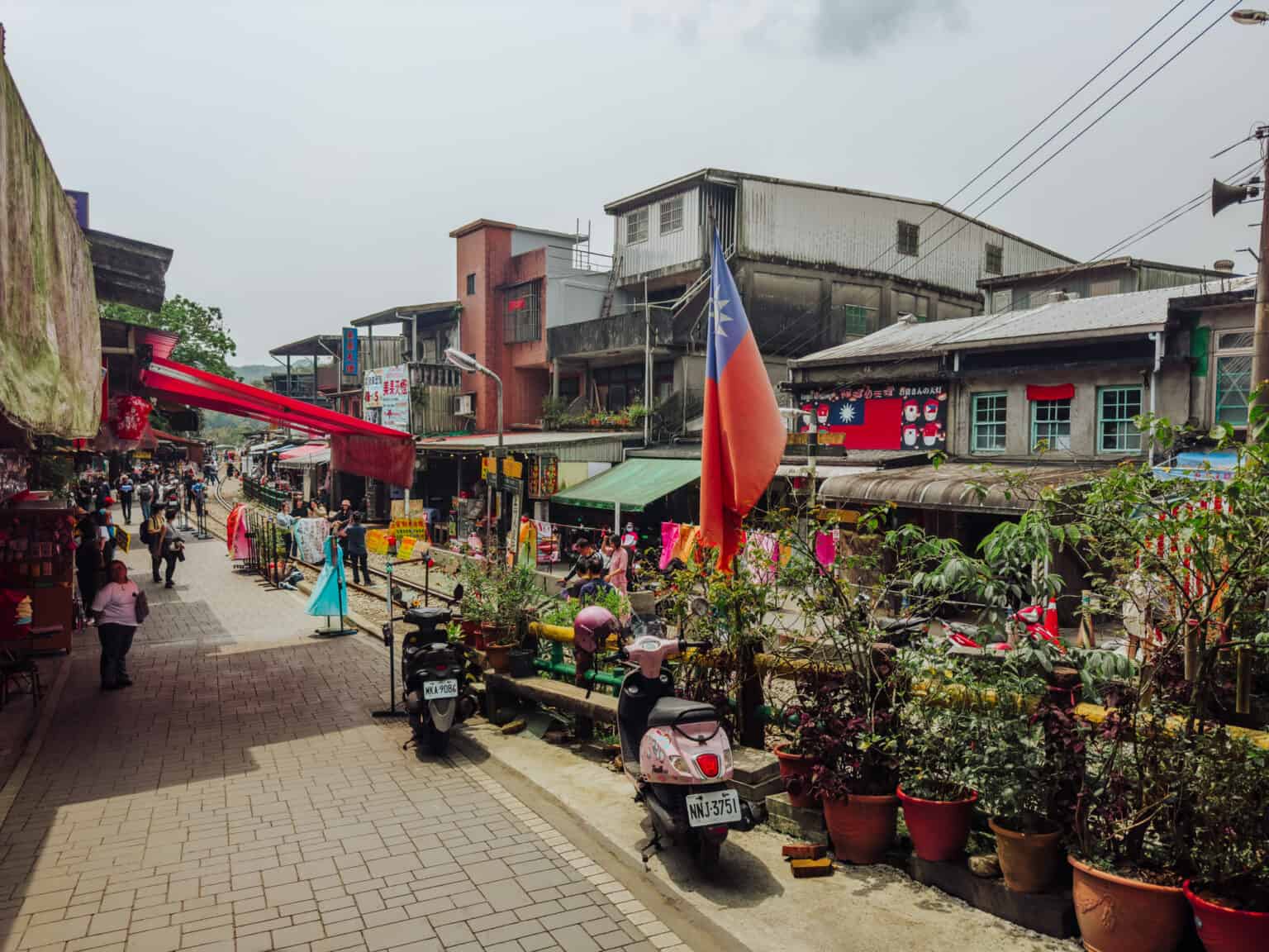 Best DayTrips From Taipei: Shifen, Jiufen, Keelung, & More