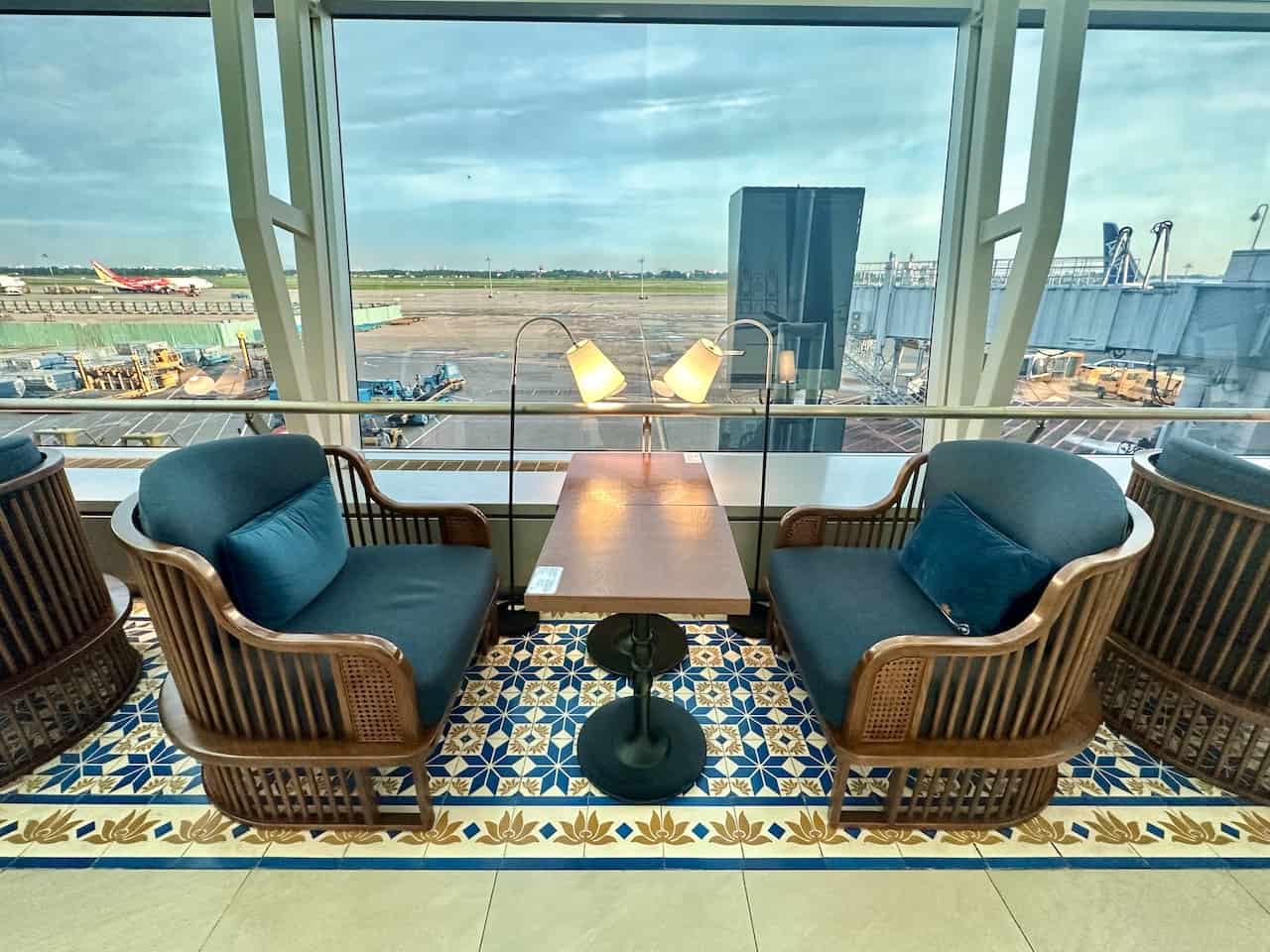 The Vietnam Airlines Lotus Lounge at SGN - Jared's Detours