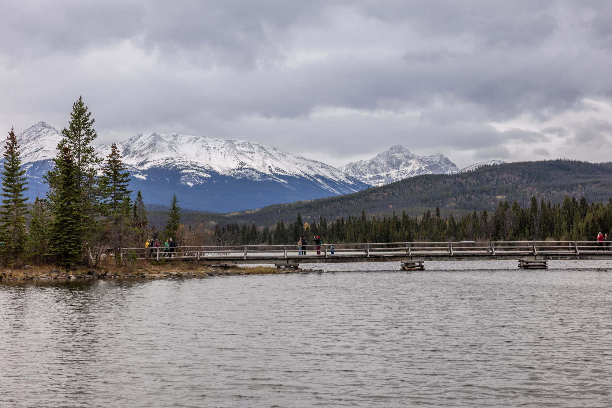 Explore Pyramid Lake's Hikes and Views in Jasper National Park - Jared ...