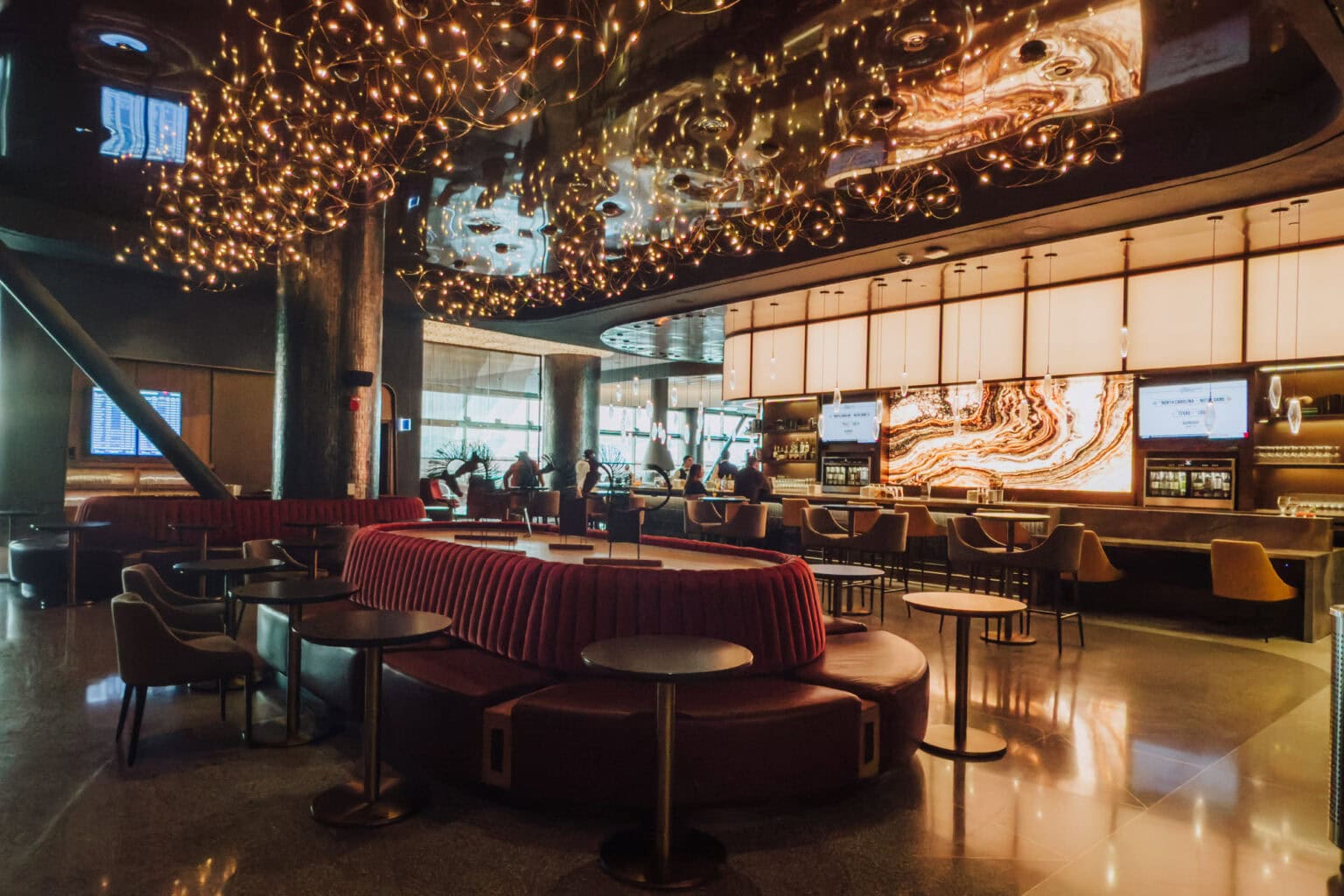 Delta’s New Sky Club: An Upgraded Lounge in Salt Lake City - Jared's ...